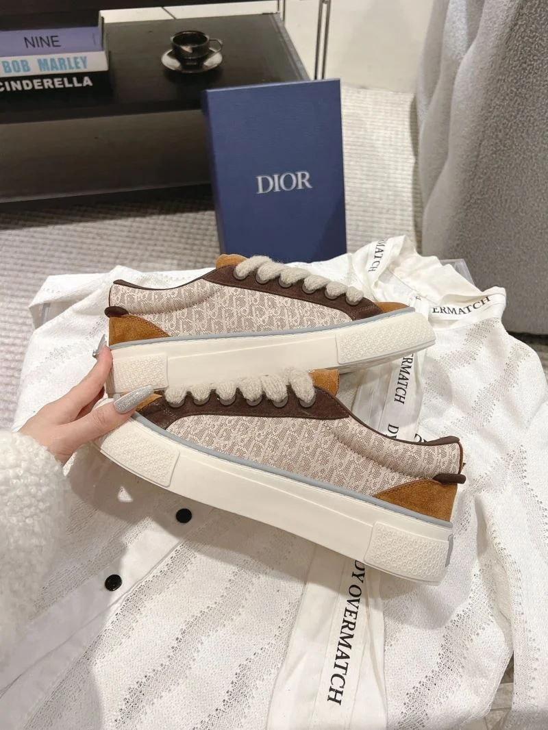 Discounted Christian Dior Low Shoes