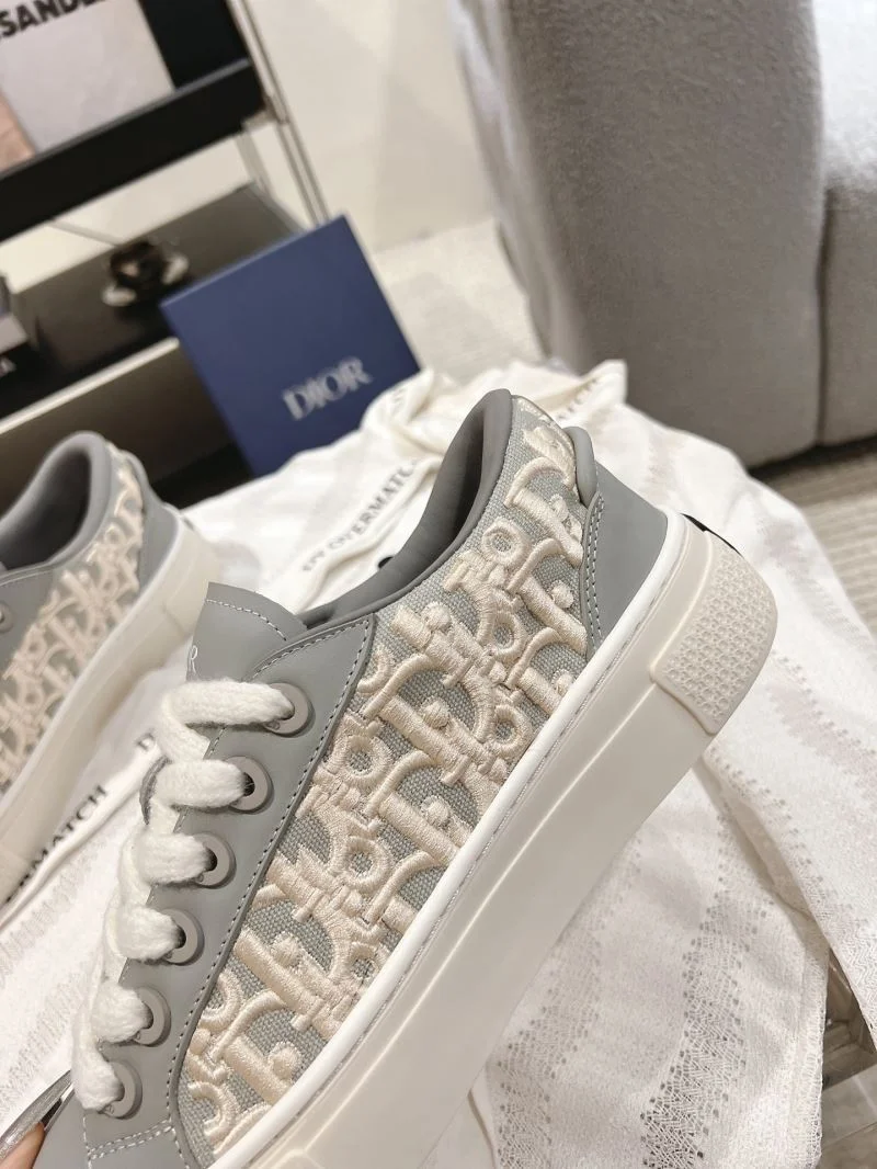 Inexpensive Christian Dior Low Shoes