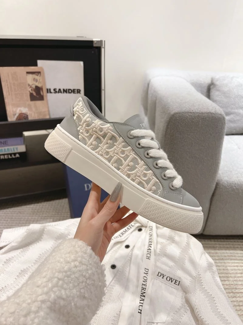 Inexpensive Christian Dior Low Shoes