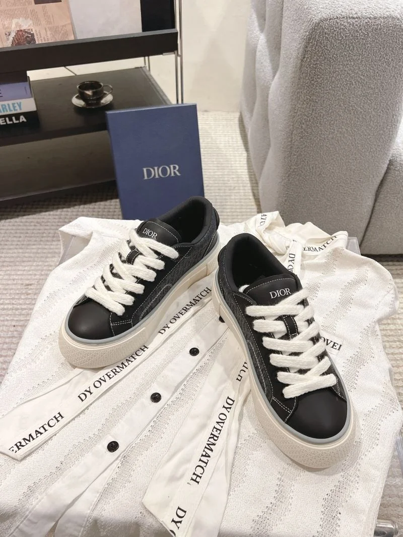 Inexpensive Christian Dior Low Shoes