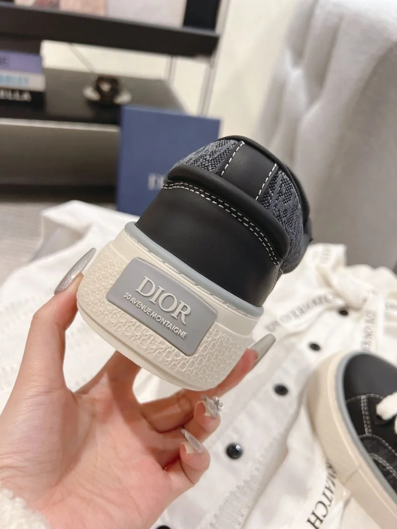 Inexpensive Christian Dior Low Shoes