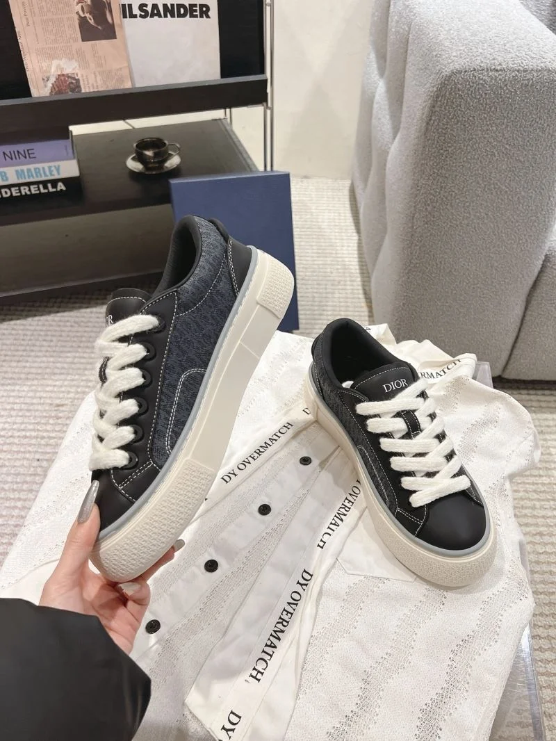 Inexpensive Christian Dior Low Shoes