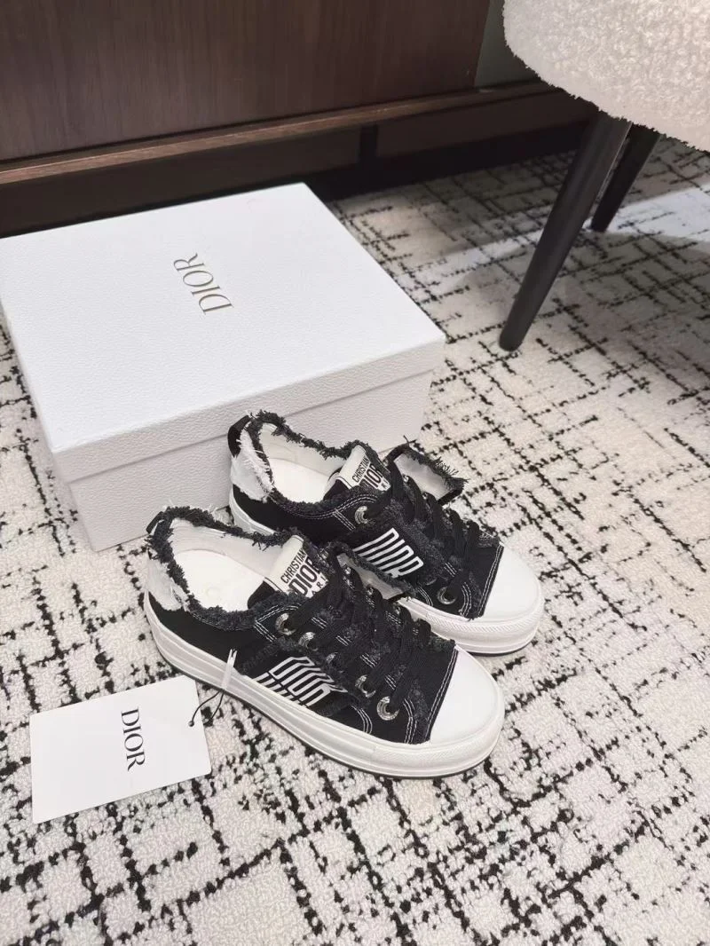 Indistinguishable Christian Dior Low Shoes