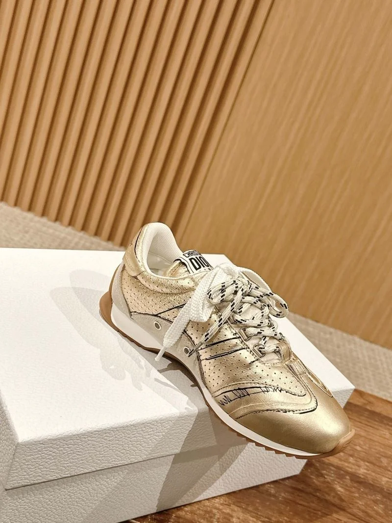 Value-priced Christian Dior Low Shoes