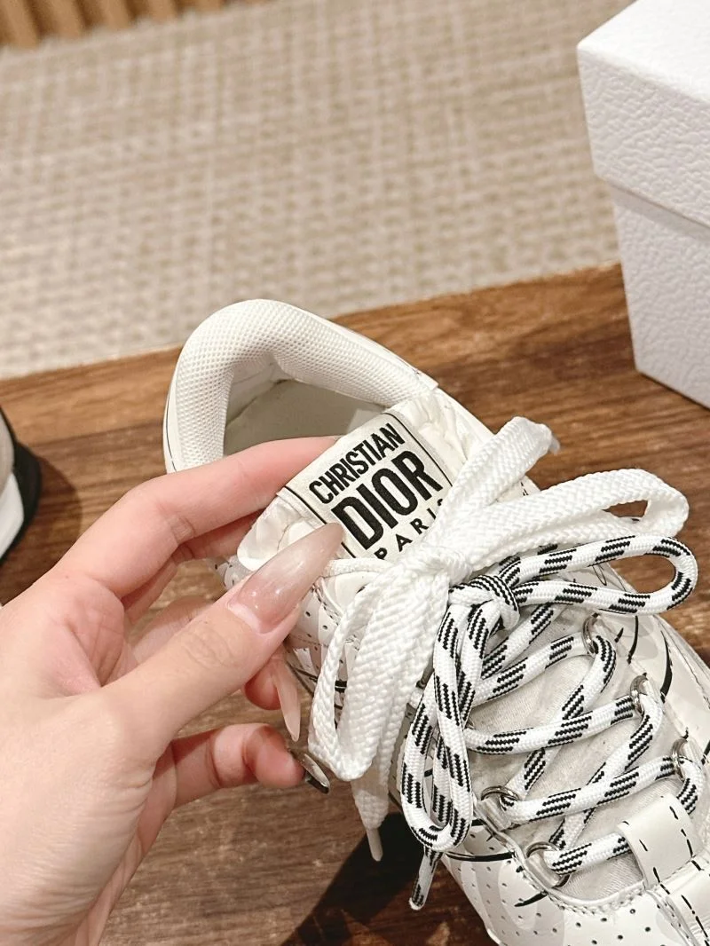 Exact replica Christian Dior Low Shoes