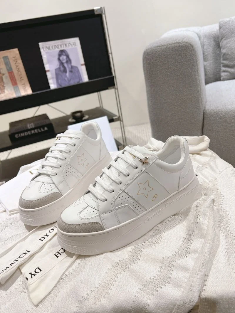 Inexpensive Christian Dior Low Shoes