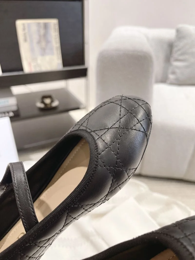 Perfect replica Christian Dior Low Shoes