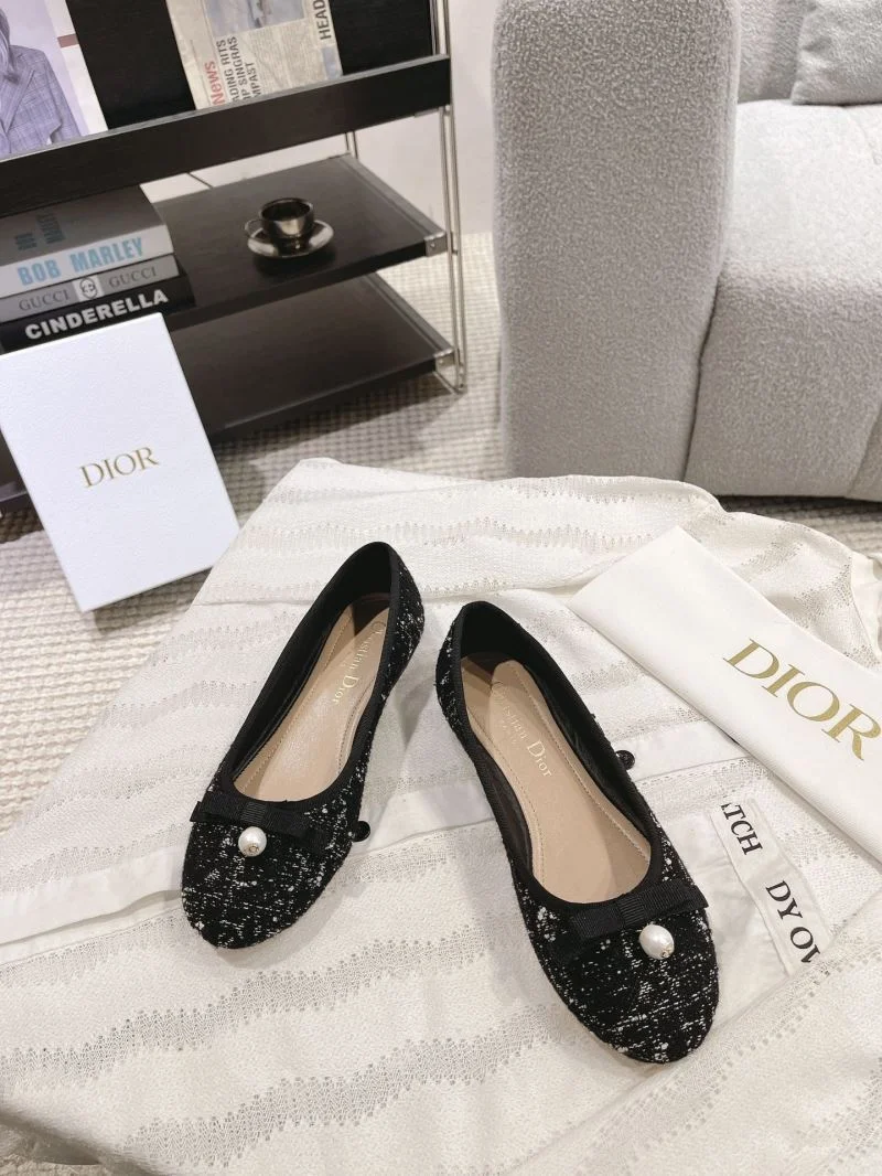Exact replica Christian Dior Low Shoes