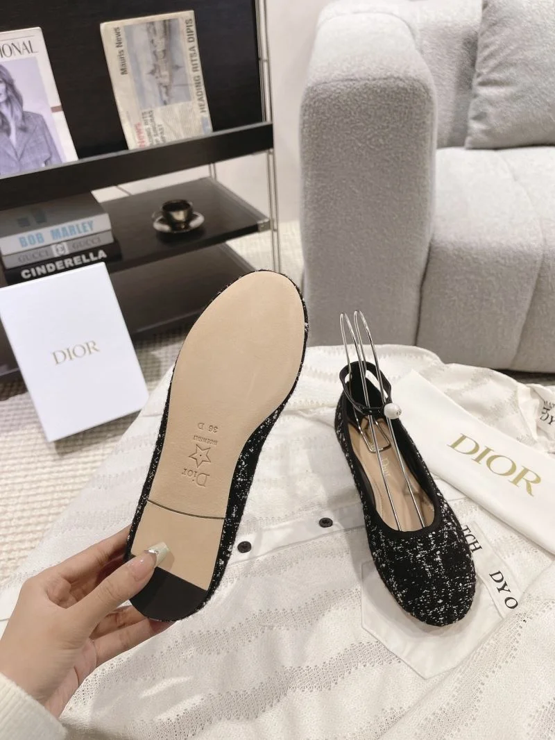 Exact replica Christian Dior Low Shoes