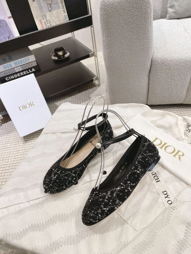 Exact replica Christian Dior Low Shoes