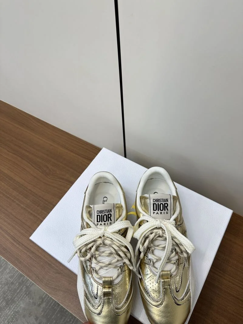 Bargain Christian Dior Low Shoes
