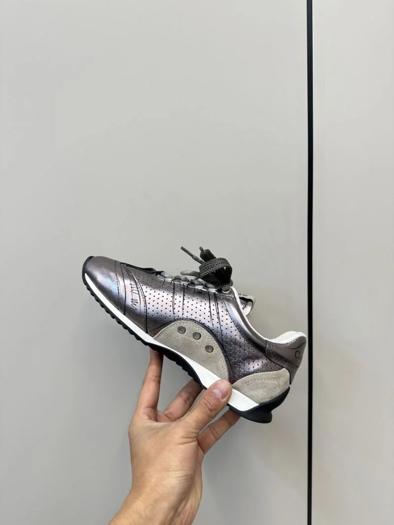 Factory-made Christian Dior Low Shoes