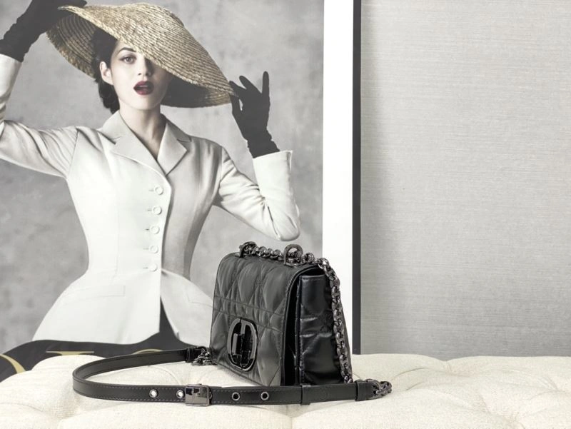 Exact replica Christian Dior Montaigne Bags