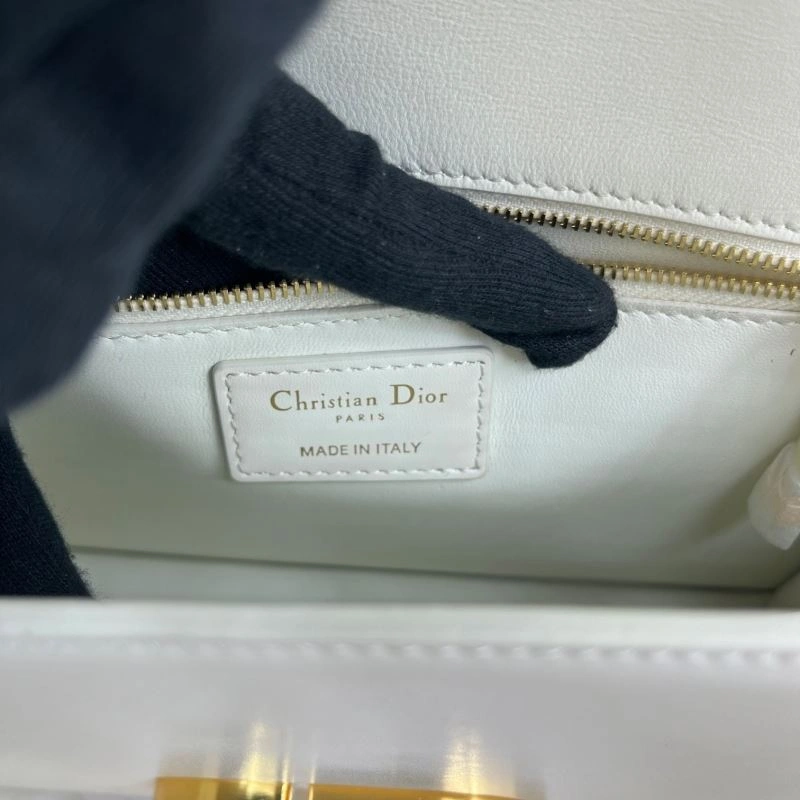 High fidelity Christian Dior Montaigne Bags
