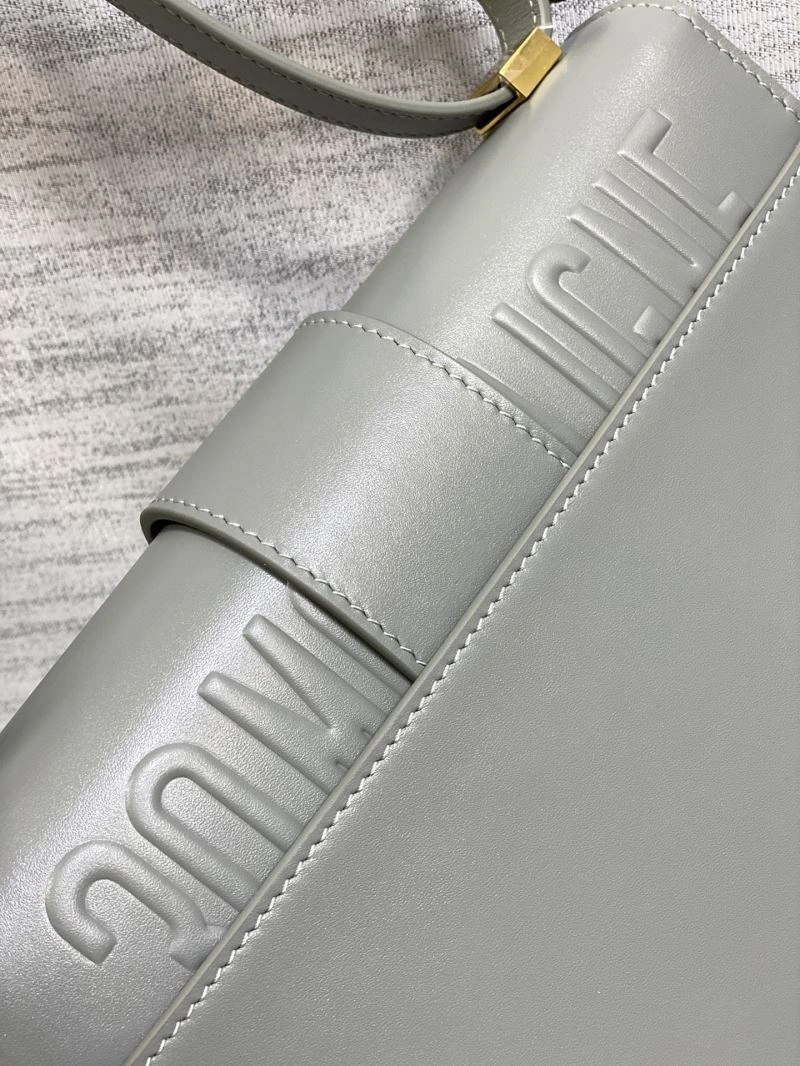 Accurate model Christian Dior Montaigne Bags
