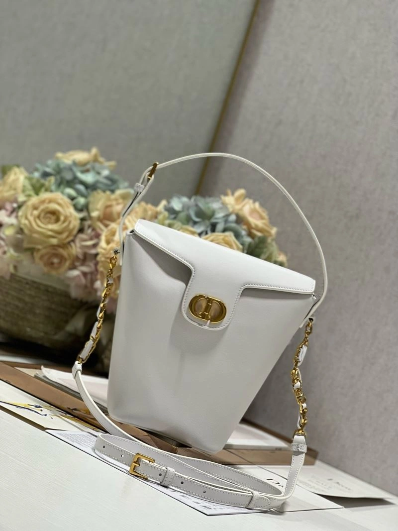 Top mirror Christian Dior Montaigne Bags