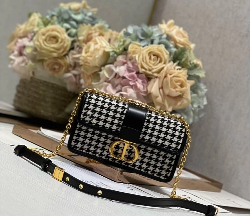 Cut-rate Christian Dior Montaigne Bags