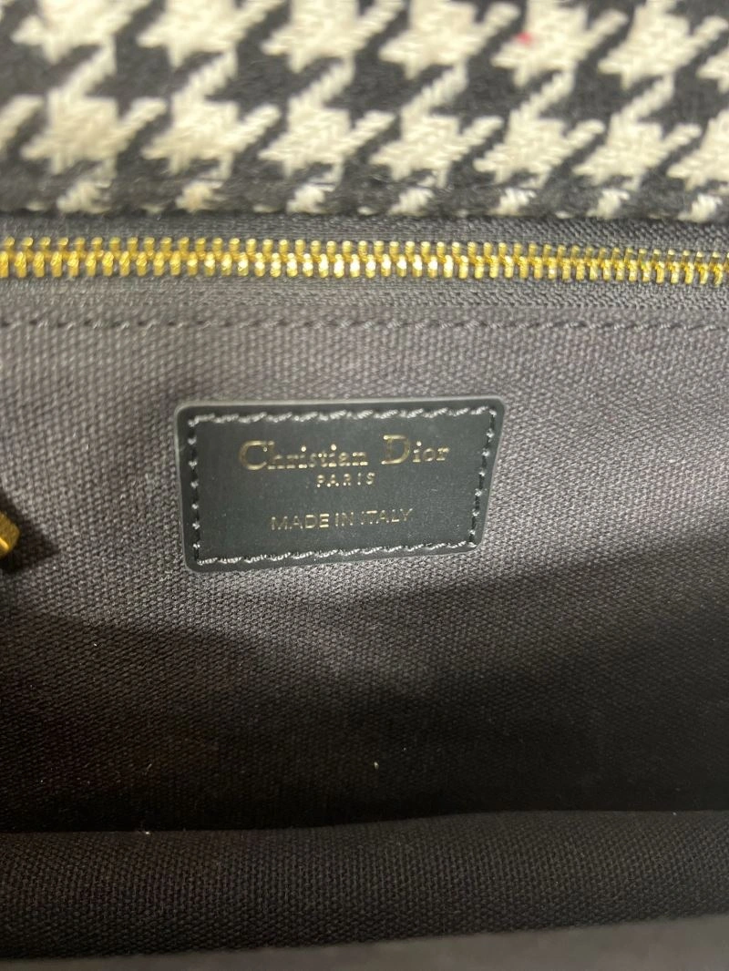 Bargain Christian Dior Montaigne Bags