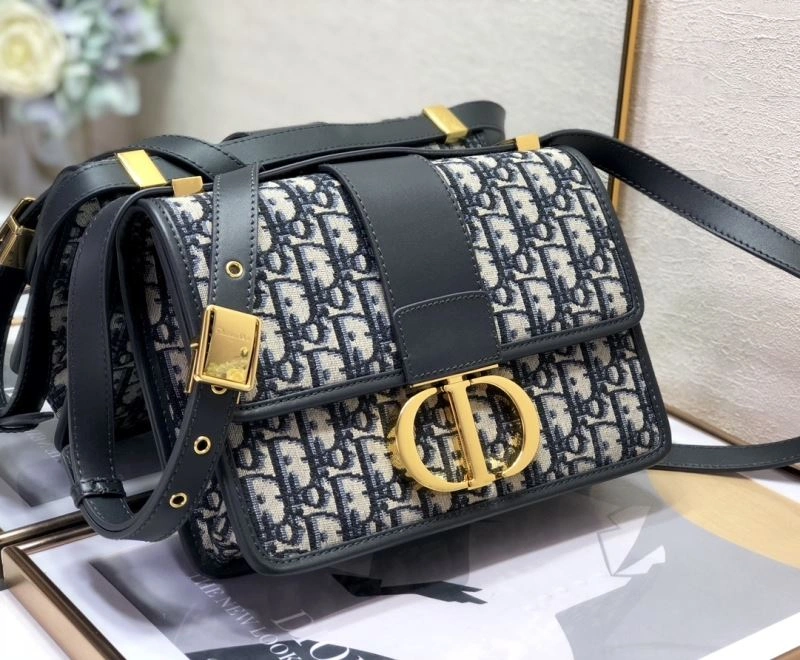 Cut-rate Christian Dior Montaigne Bags