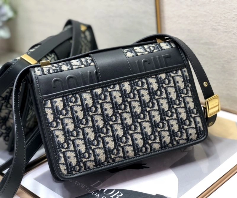 Cut-rate Christian Dior Montaigne Bags