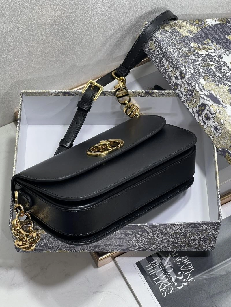Top match Christian Dior Montaigne Bags