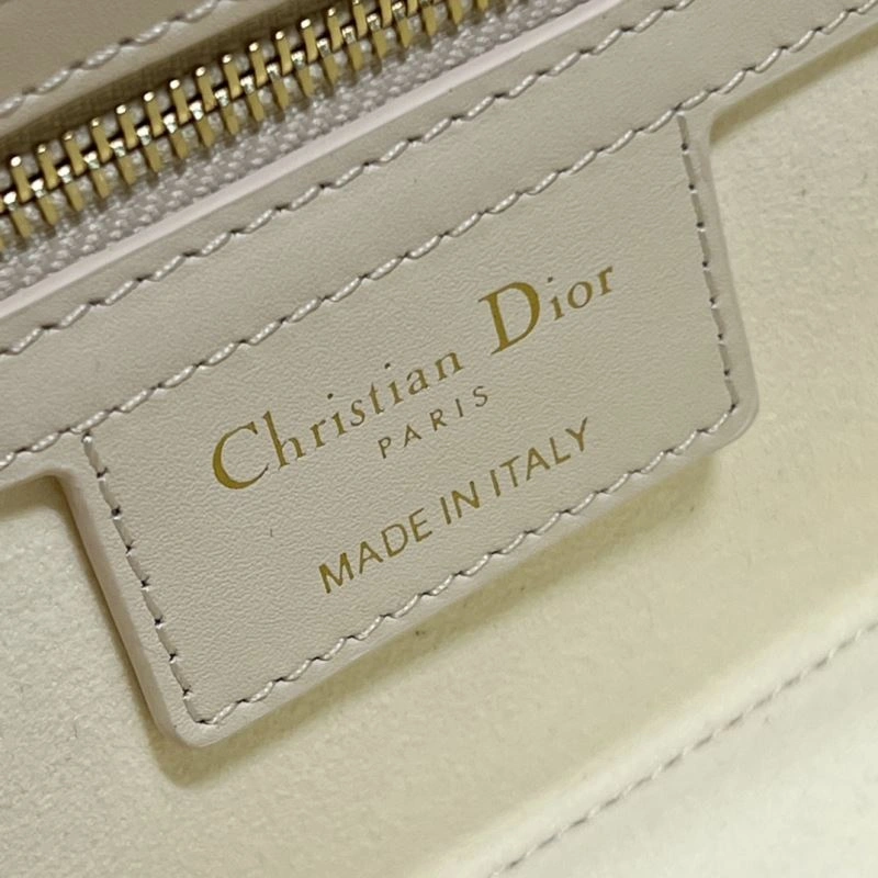 Exact replica Christian Dior Montaigne Bags
