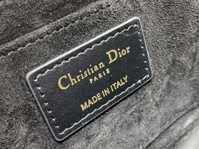 Bargain Christian Dior Montaigne Bags