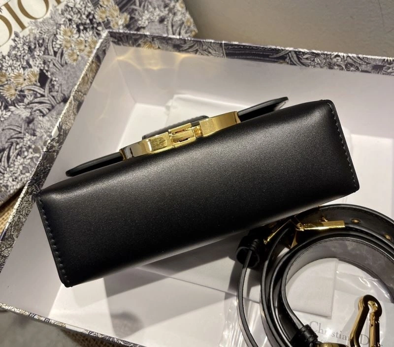 Exact replica Christian Dior Montaigne Bags