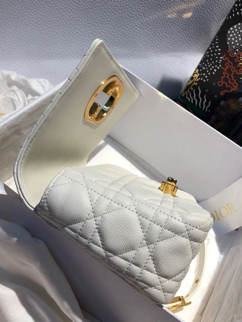 Cut-rate Christian Dior Montaigne Bags