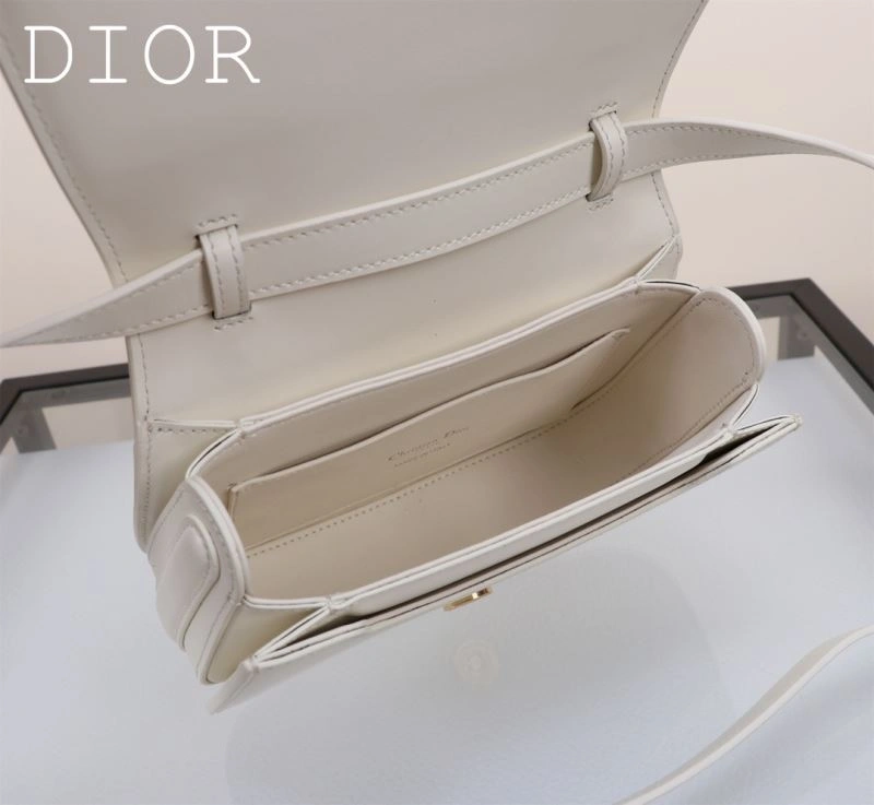 Accurate model Christian Dior Montaigne Bags