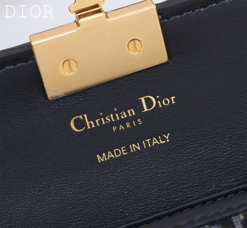 Top mirror Christian Dior Montaigne Bags