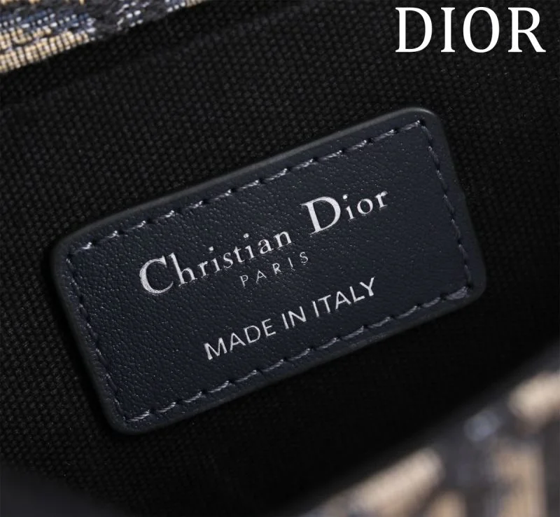 High fidelity Christian Dior Montaigne Bags