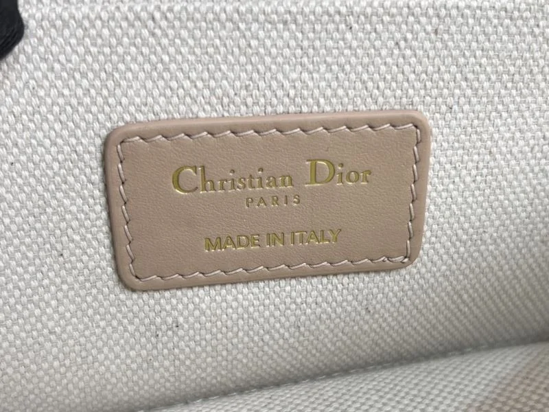 Mirror quality Christian Dior Montaigne Bags