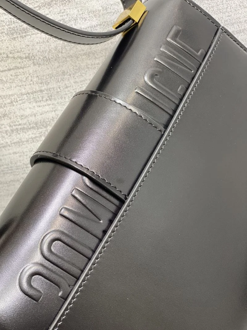 Cut-rate Christian Dior Montaigne Bags