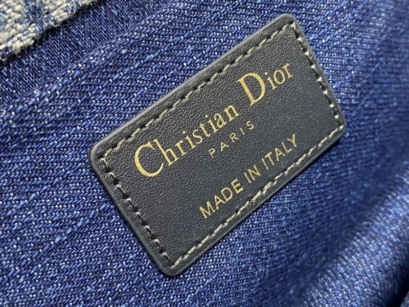 Economical Christian Dior Montaigne Bags