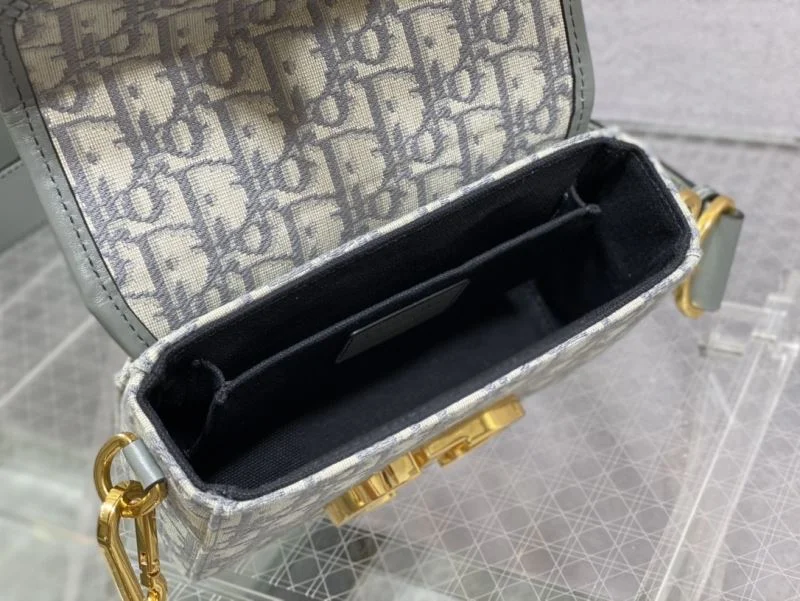 Cut-rate Christian Dior Montaigne Bags