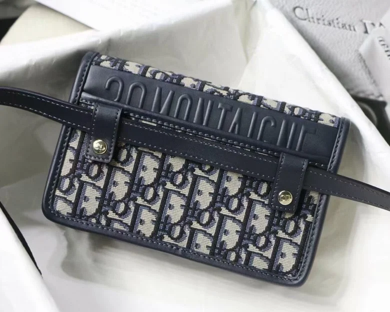 Top mirror Christian Dior Montaigne Bags