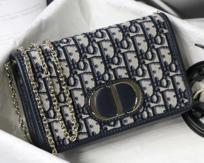 Top mirror Christian Dior Montaigne Bags