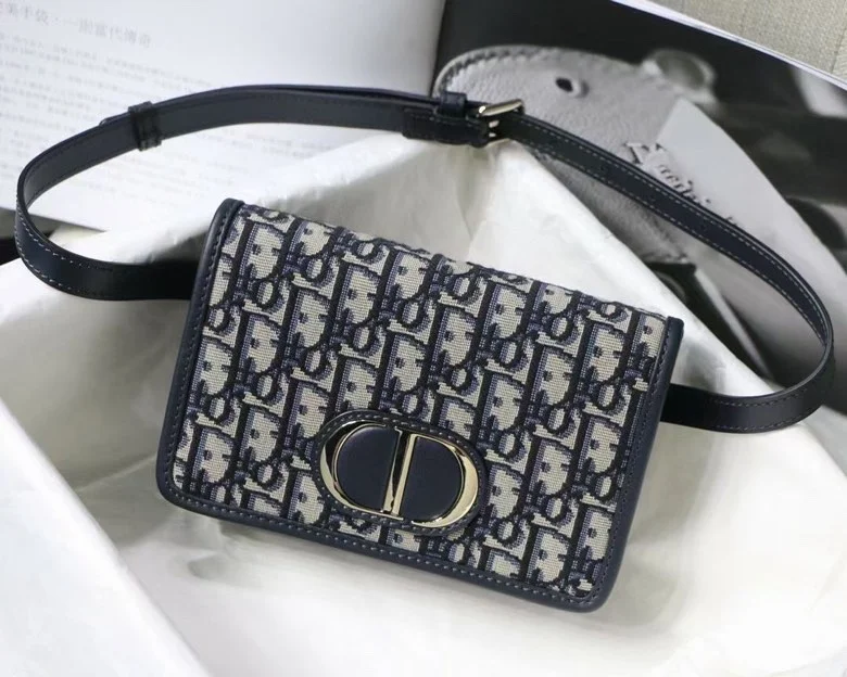 Top mirror Christian Dior Montaigne Bags