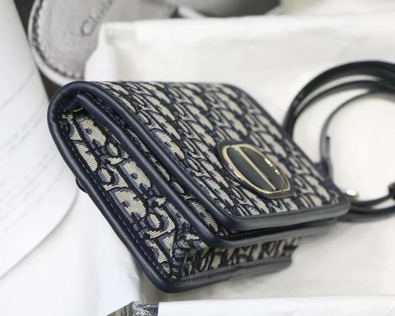 Top mirror Christian Dior Montaigne Bags