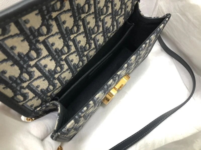 High fidelity Christian Dior Montaigne Bags