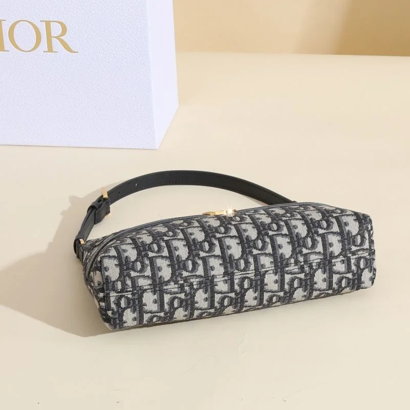 Legit Christian Dior Montaigne Bags