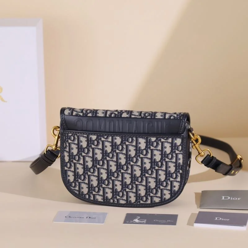 Accurate model Christian Dior Montaigne Bags