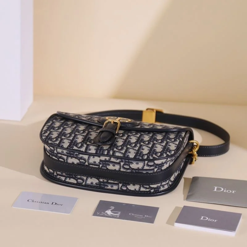Accurate model Christian Dior Montaigne Bags