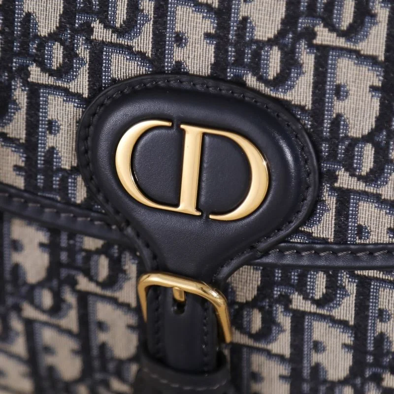 Accurate model Christian Dior Montaigne Bags