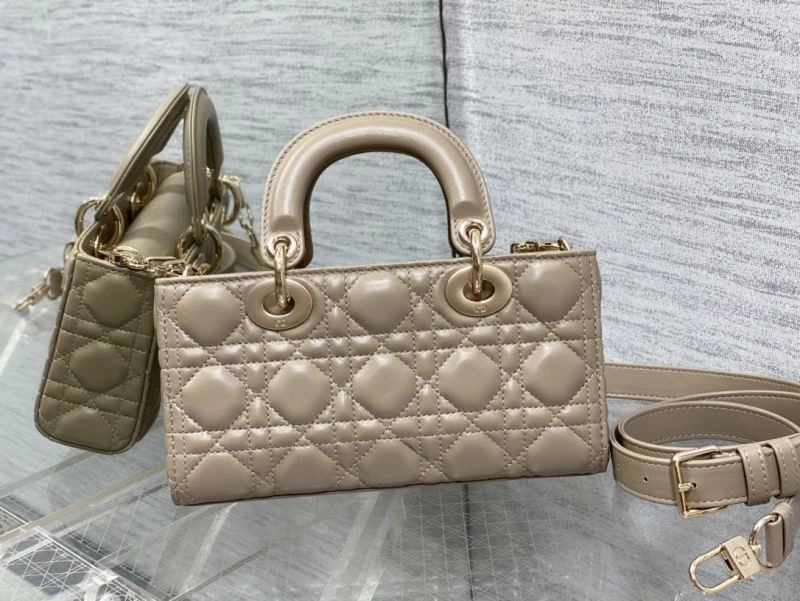 Top mirror Christian Dior My Lady Bags