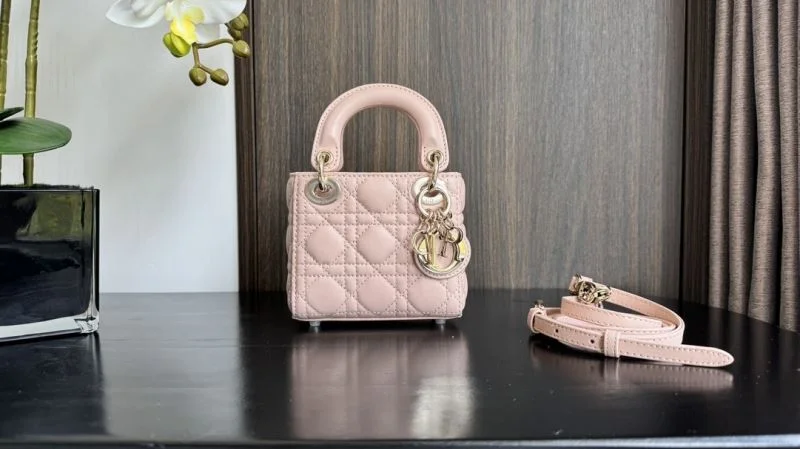 Top mirror Christian Dior My Lady Bags