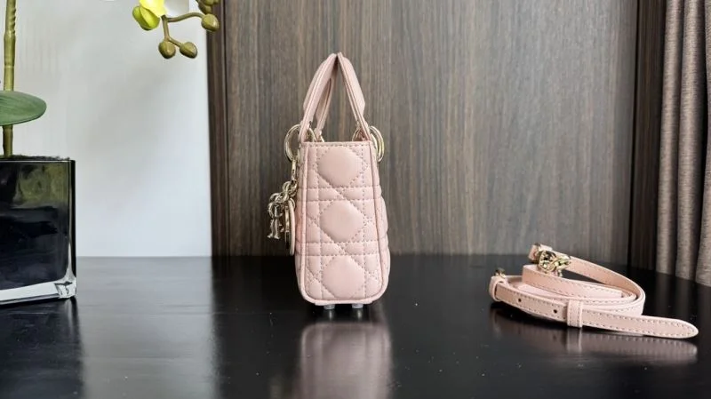Top mirror Christian Dior My Lady Bags