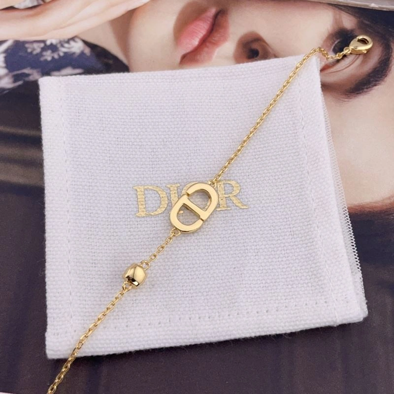 Reasonably priced Christian Dior Necklaces