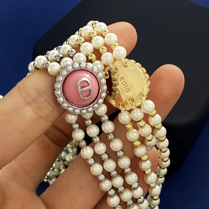 Official Christian Dior Necklaces
